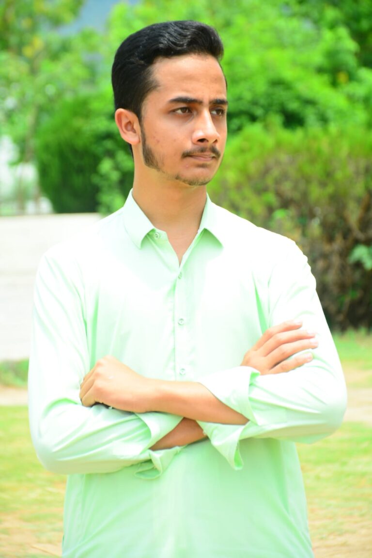 Warrior Haircut Men: Bold Styles and Modern Looks - Barber Model